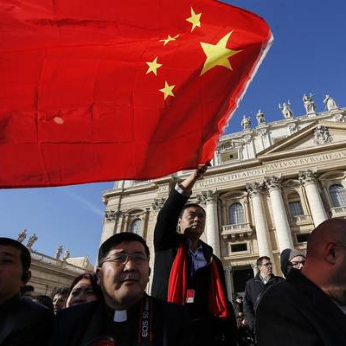 China e Vaticano renovam acordo de nomeação de bispos até 2022